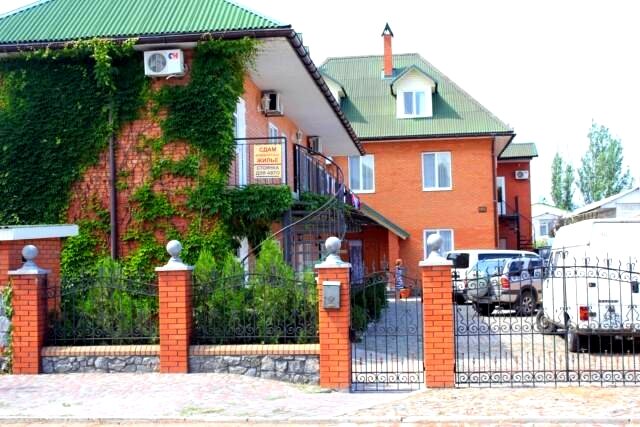 Otel Gostevoy dom Rif, Berdyansk, foto