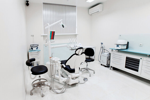 Özel ağız ve diş sağlığı klinikleri ve muayenehaneleri M S R C E N T E R, Moskova, foto