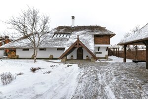 Gosteriya (vulytsia Nekrasova No:18, selyshche miskoho typu Obukhivka), restoran  Dnepropetrovsk Bölgesi'nden