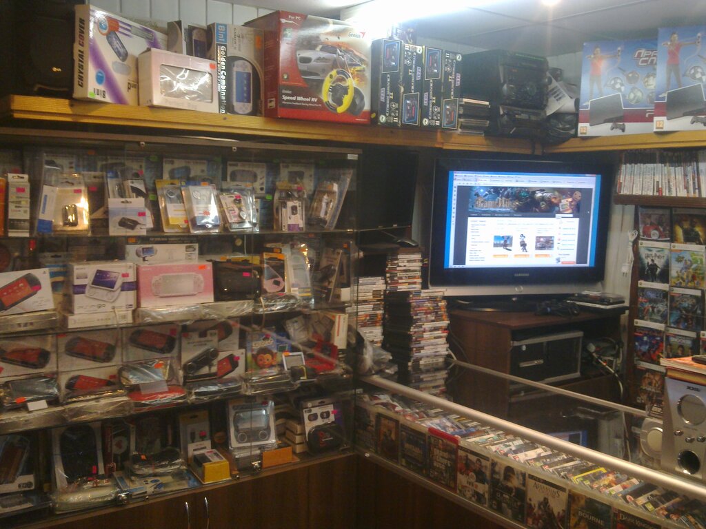 Oyun ve oyun konsolu firmaları Magazin Playstation, Kiev, foto