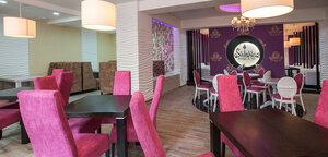 Shishki (Nekrasova Street No:3/31, Velikiye Luki), kafe  Velikie Luky'den