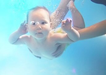 Yüzme havuzları Aquababy, Çeliabinsk, foto