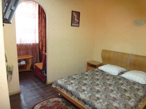 Komfort (Pionerskaya Street No:11), otel  Komsomolsk‑at‑Amur'dan