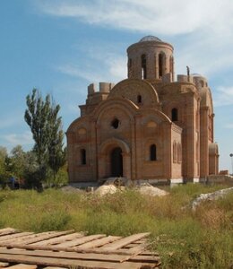 Svyato-Pokrovsky khram (Dobropillia, vulytsia Haharina), ortodoks kiliseleri  Dobropolje'den