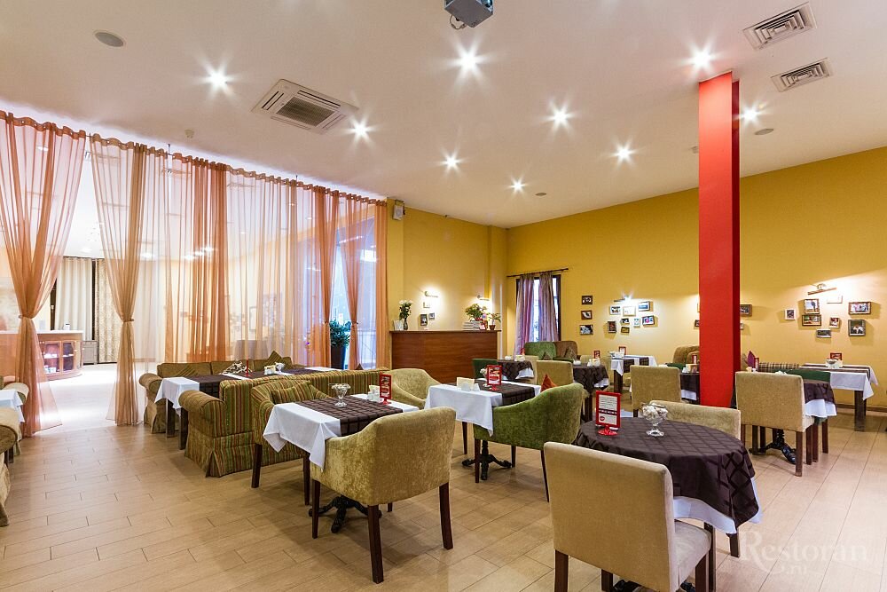 Kafe Family, Saint‑Petersburg, foto