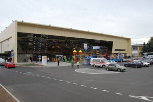 Kozak-Palats (vulytsia Peremohy No:70Б), sergi salonları, galeriler  Zaporoje'den