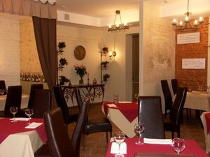 Restoran Dumka (Akademika Tupolieva Street No:50/20, Kyiv), restoran  Kiev'den