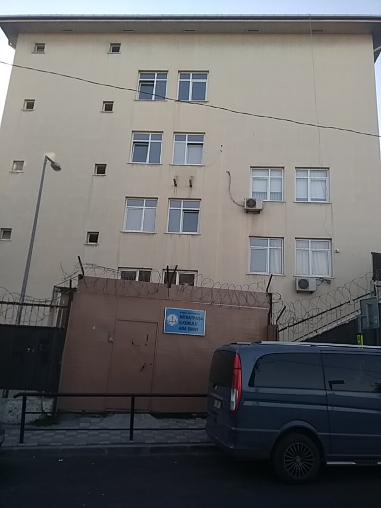 i̇lkokul Mithatpaşa İlkokulu, İstanbul, foto