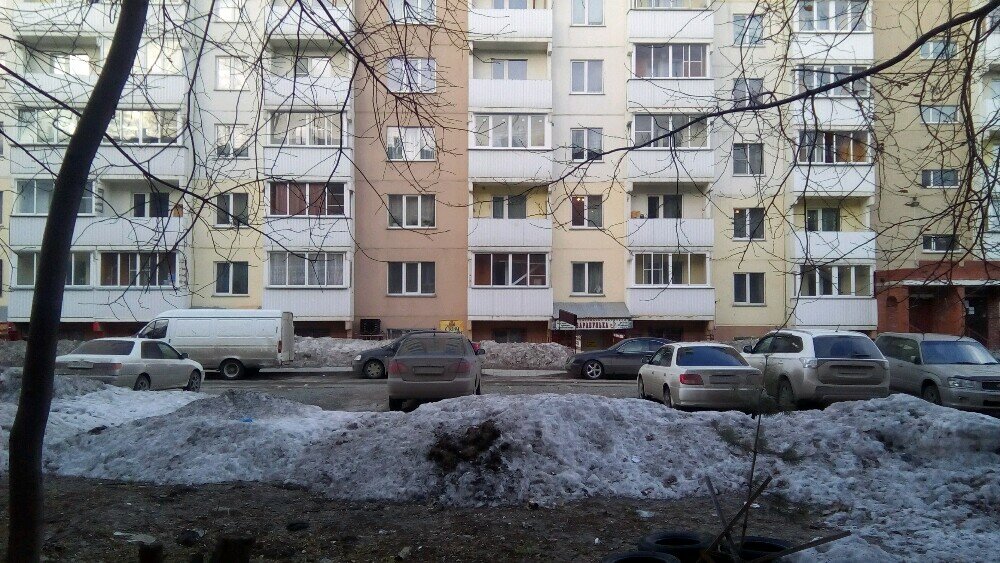 Alkollü içecekler Magazin razlivnykh napitkov Barabulka, Novosibirsk, foto