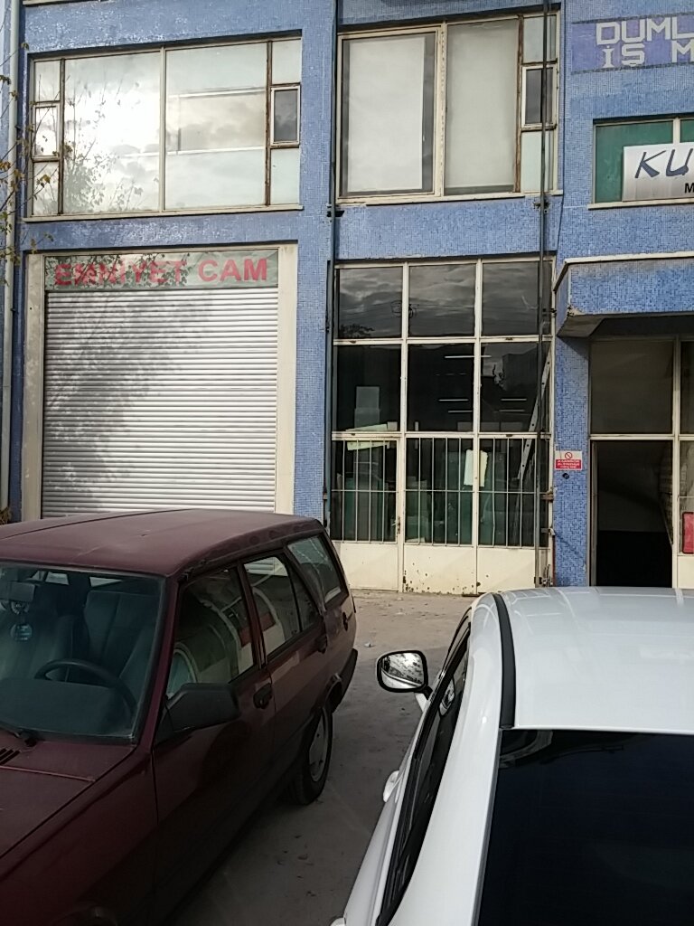 Cam ve cam ürün üreticisi Emniyet Cam, Ankara, foto