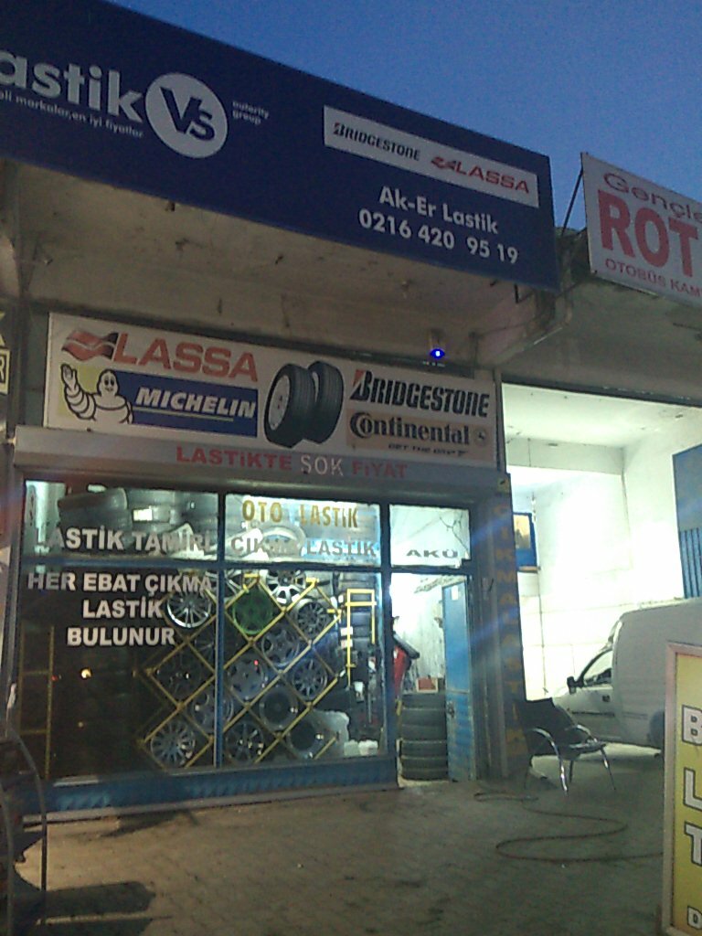 Oto lastik tamiri Lastik Vs, İstanbul, foto