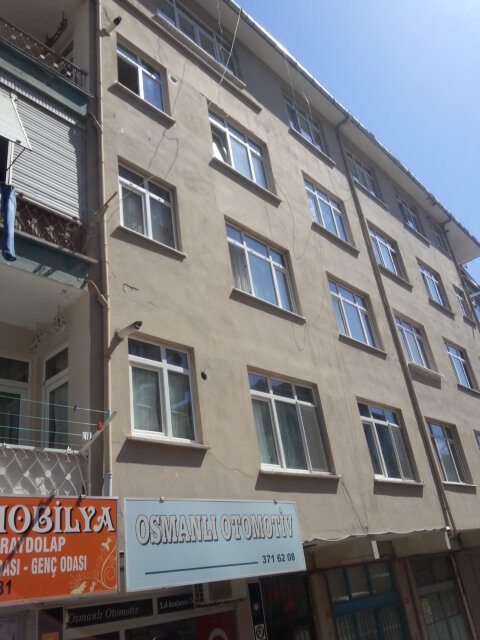 Otomobil satış galerileri Osmanlı Otomotiv, İstanbul, foto