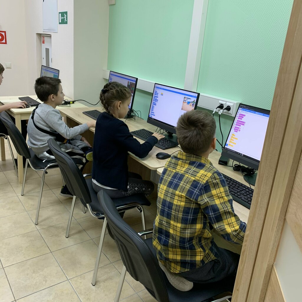 Sanat okulları School of Programming, Liubertsy, foto