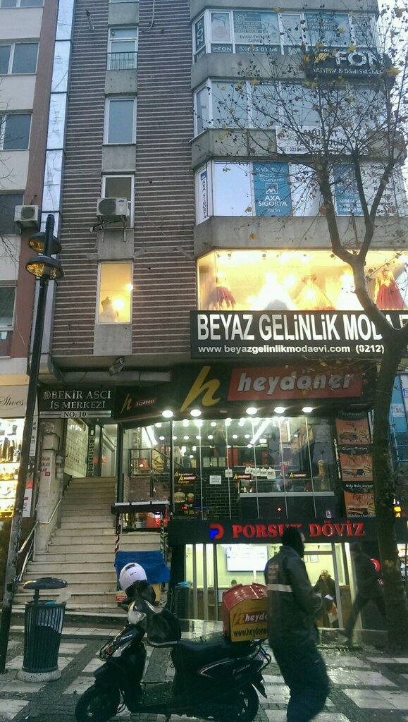 i̇nşaat makinaları ve ekipmanları Betaş İnşaat, İstanbul, foto