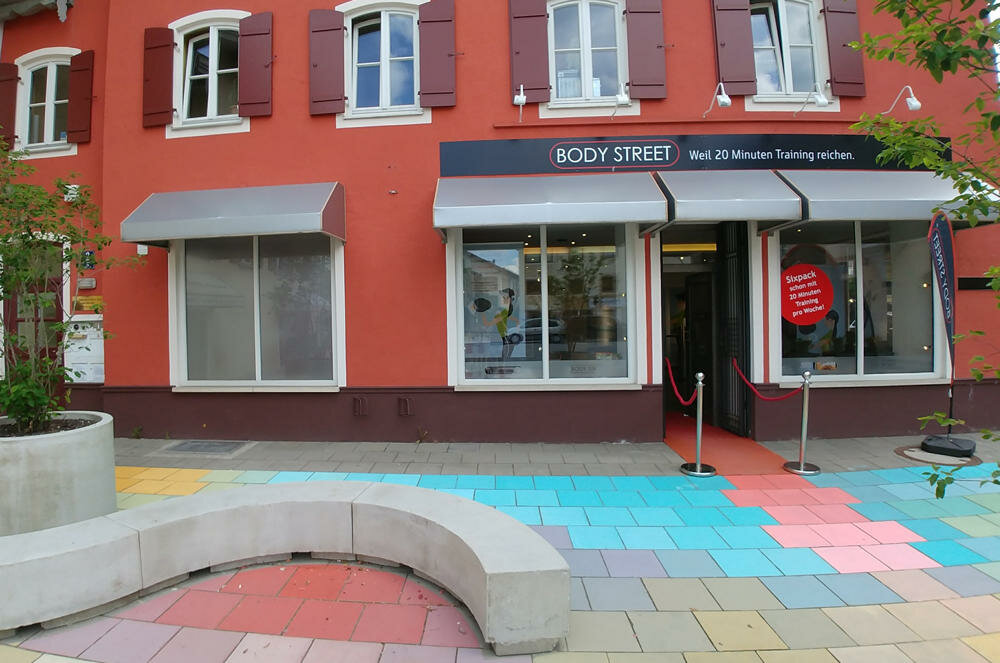 Fitness kulüpleri Body Street Holzkirchen EMS Training, Bavyera, foto