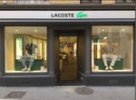 Lacoste (Neuchâtel, Rue du Seyon, 18), giyim mağazası  Neuchatel'den