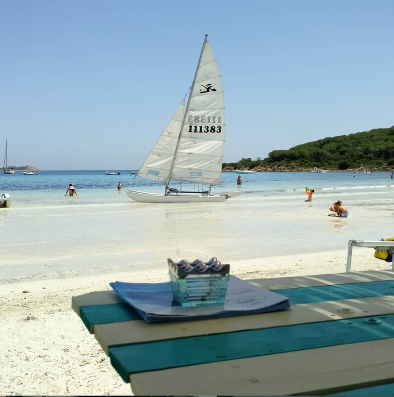 Kiralama noktası Cala Brandinchi, Dünya, foto