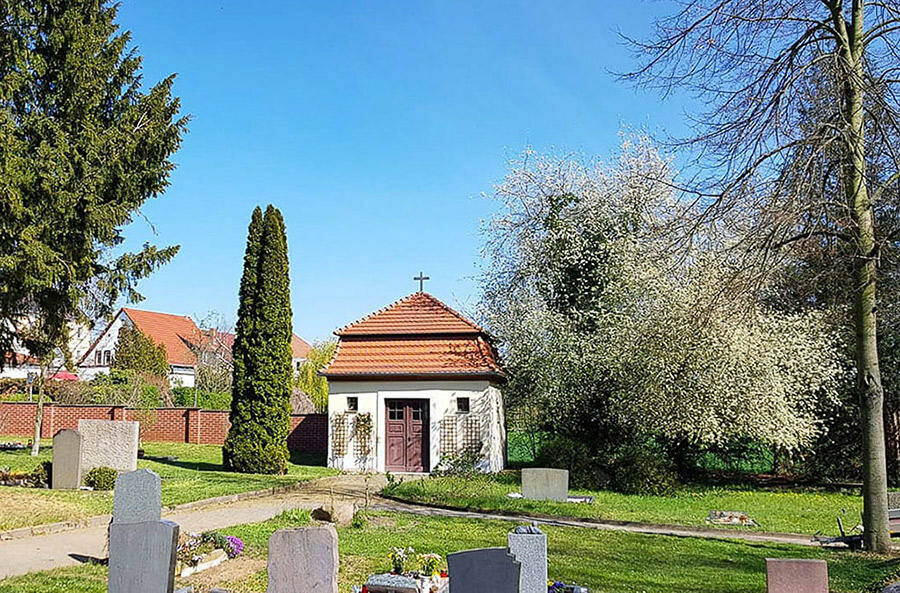 Mezarlıklar Ev. -Luth. Sophienkirchgemeinde Leipzig - Friedhof Lützschena, Leipzig, foto