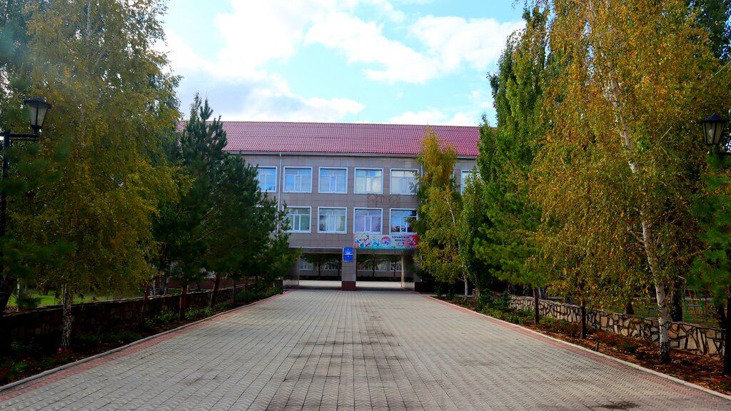 Ortaokul Kamystinskaya comprehensive school № 1, Kostanay eyaleti, foto