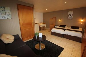 La Maison Blanche (Hauts-de-France, Pas-de-Calais, Arrondissement de Calais, Sangatte, Route Départementale 940), otel
