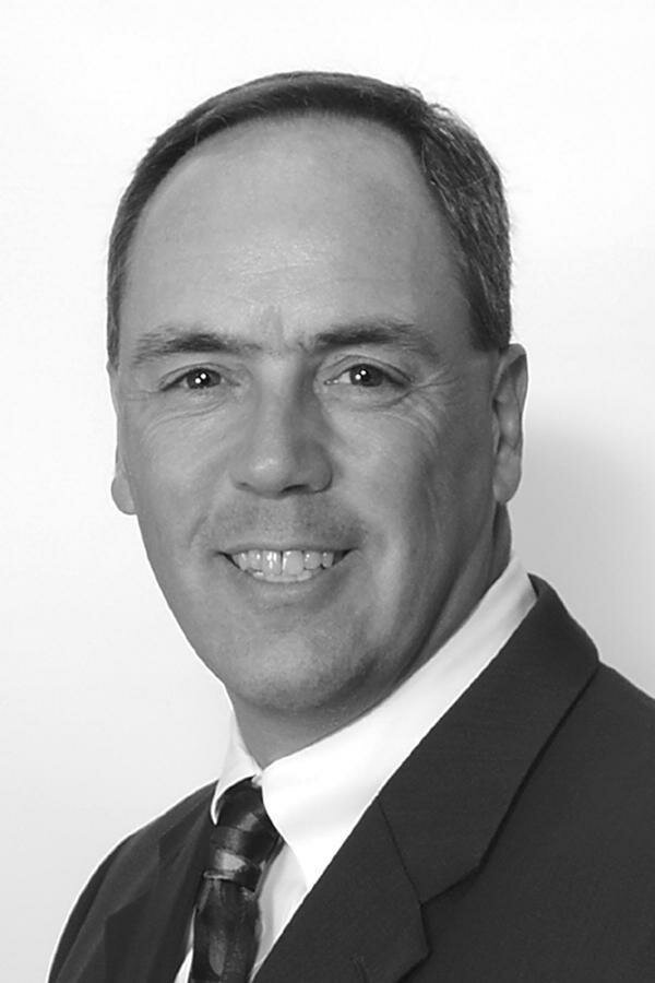 Yatırım fonu firmaları Edward Jones - Financial Advisor: Jim Sandlas, Aams™, Geneva, foto
