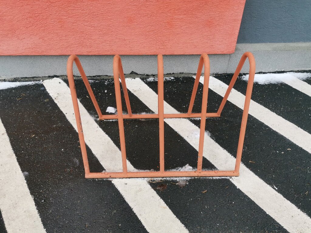 Bisiklet park yerleri Велопарковка, Yekaterinburg, foto