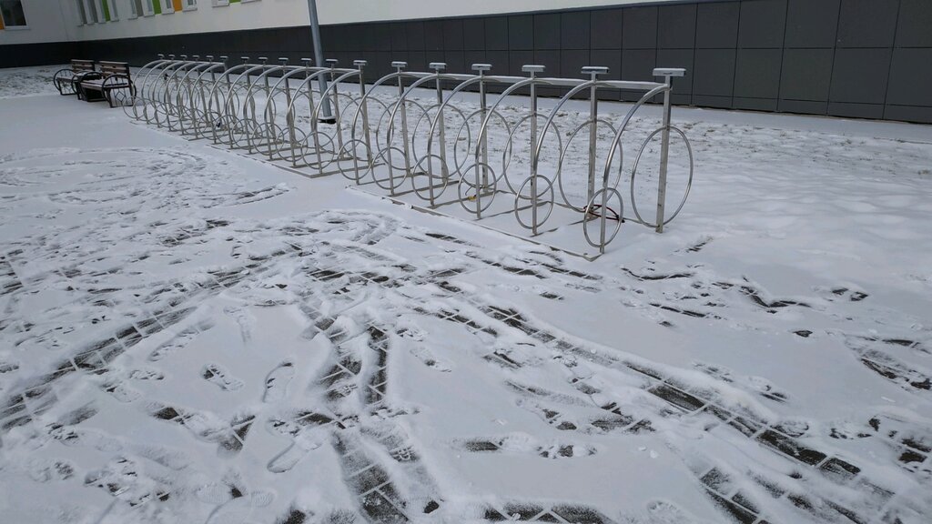 Bisiklet park yerleri Велопарковка, Tiumen, foto