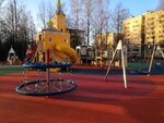 Playground (Saint Petersburg, territoriya Dalshe Ruchya Vlevo), oyun alanı  Saint‑Petersburg'dan