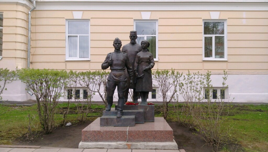 Anıt, heykel Мемориал сотрудникам и преподавателям СибГМУ, погибшим в ВОВ, Tomsk, foto