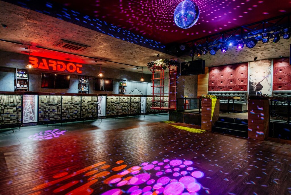 Karaoke kulüpleri Bardot, Soçi, foto