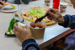 Hatimaki (Solnechnaya ulitsa No:3Ас1), suşi restoranı  Moskovski'den