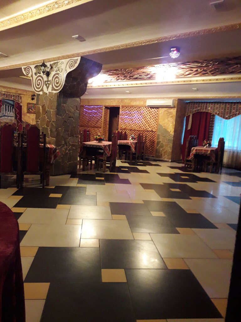 Restoran Армянский Очаг, Beloyarski, foto