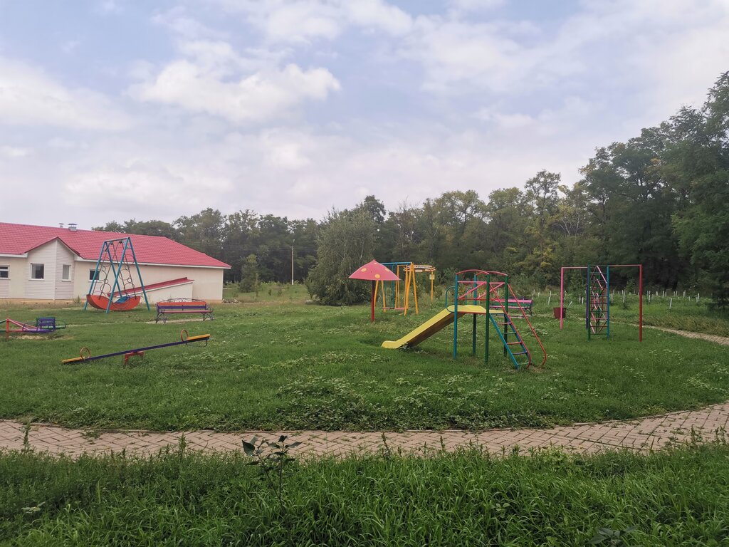 Oyun alanı Children's play halls and playgrounds, Belgorodskaya oblastı, foto
