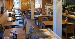 Gasthof St. Martin (Fribourg, Sense, Juchstrasse, 1), restoran  Fribourg'dan