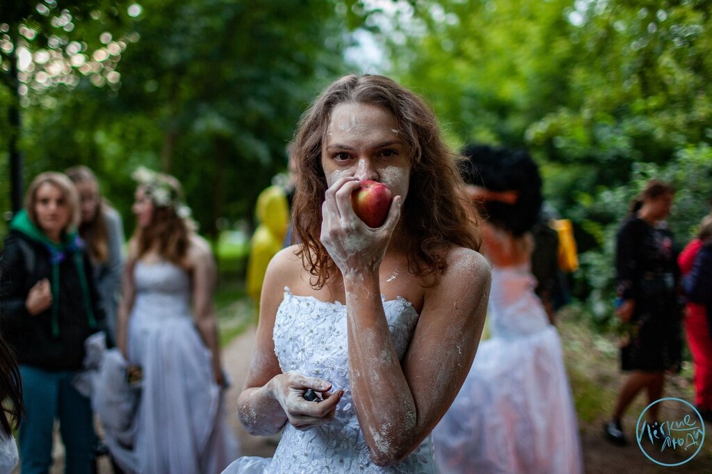 Sahne sanatları okulu Teatralny tsentr Legkiye lyudi, Moskova, foto