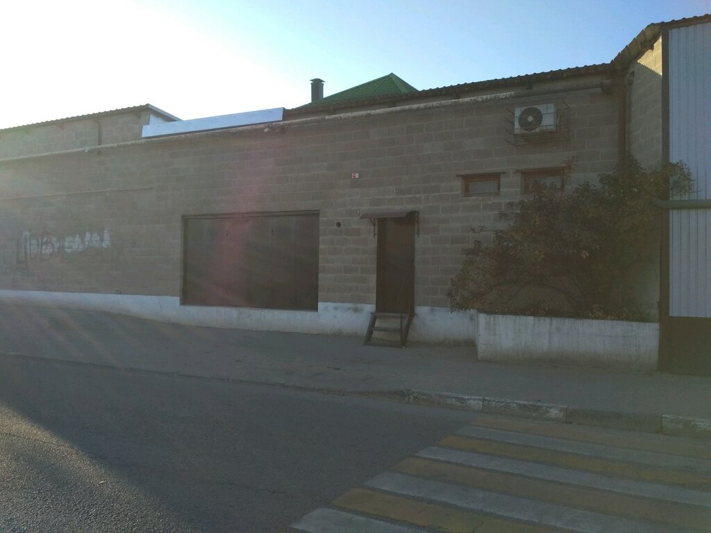 Yağlama ürünleri Avto-Partnyor, Simferopol (Akmescit), foto