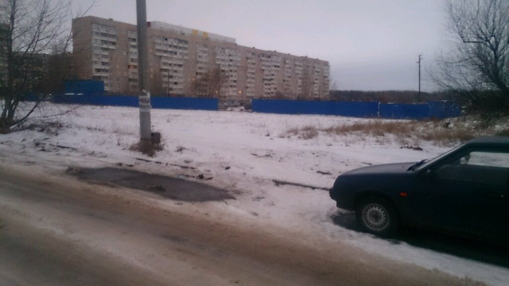 Otoparklar Car park, Ulyanovsk, foto