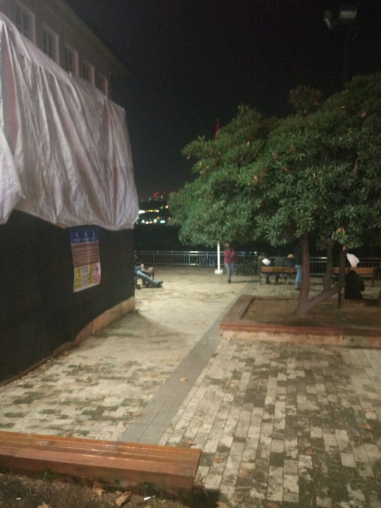 Parklar ve ormanlar Kuzguncuk Parkı, İstanbul, foto