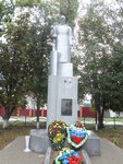Братская могила № 212 (Yubileynaya ulitsa No:5А, selo Babyakovo), anıt, heykel  Voronejskaya oblastından