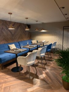 Friendly (prospekt Geroya Rossii Ye.N. Rodionova No:19, Chelyabinsk), kafe  Çeliabinsk'ten