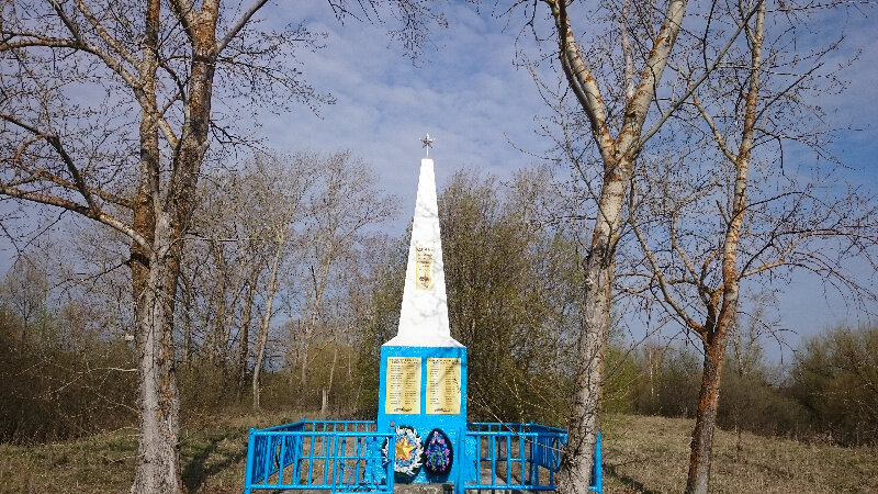 Anıt, heykel Воинам, погибшим в Великой Отечественной войне, Nijegorodskaya oblastı, foto