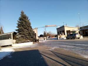 Кладбище № 2, 3 (Paromnaya ulitsa No:2), mezarlıklar  Voljski'den