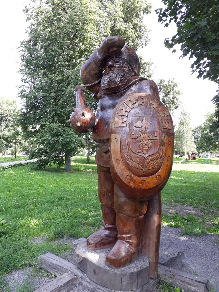 Park, sokak heykeli Илья Муромец, Karaçev, foto