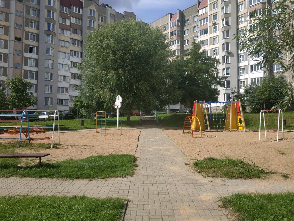 Spor alanı Спортивная площадка, Minsk, foto