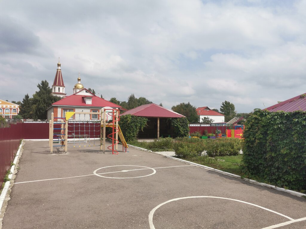 Oyun alanı Playground, Belgorodskaya oblastı, foto