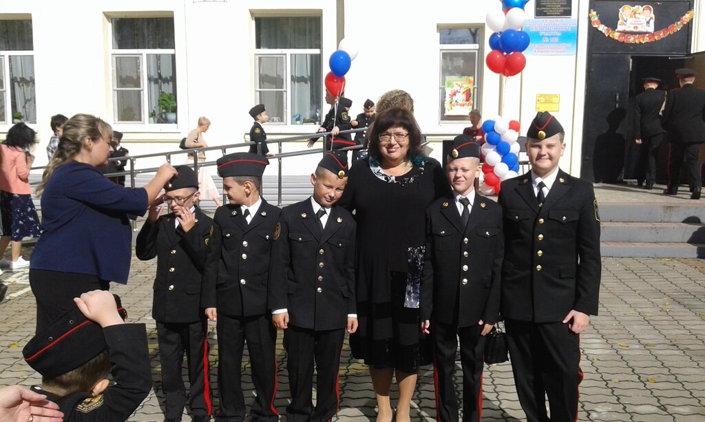 Askeri okullar Kadetskaya shkola № 1 imeni F. F. Ushakova, Habarovsk, foto