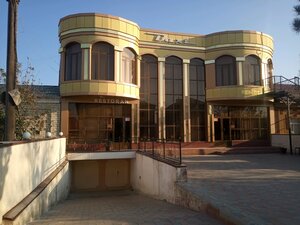 Bakht (Baxt ko'chasi No:1), restoran  Buhara'dan