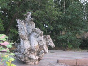 Приморский парк (Мariupol, Prymorskyi park), kültür ve eğlence parkları  Mariupol'dan