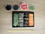Sushi4U (vulica Vialiki Hasciniec No:67Г), suşi restoranı  Molodchenko'dan