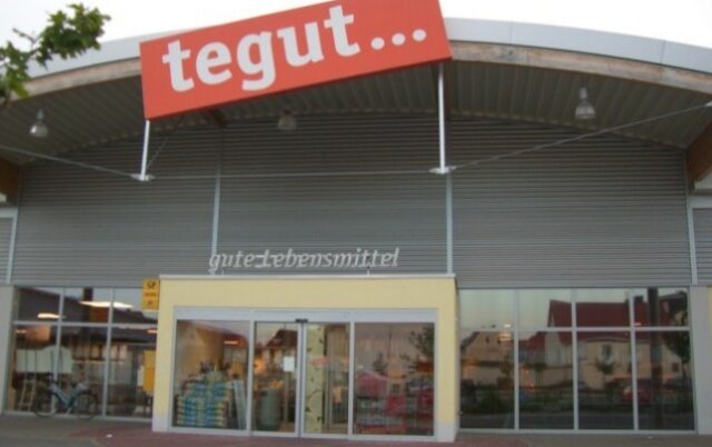 Süpermarket Tegut... gute Lebensmittel, Bavyera, foto